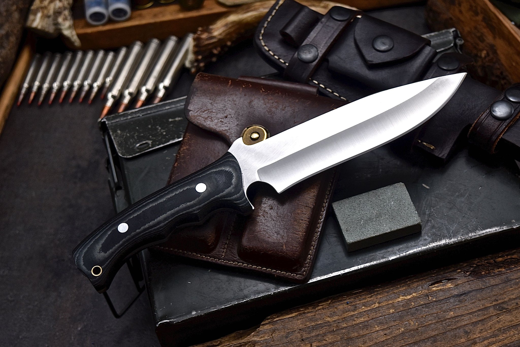 Snake River - Hill & Creek Handmade D2 Hunting Camping Knife & Accesso ...